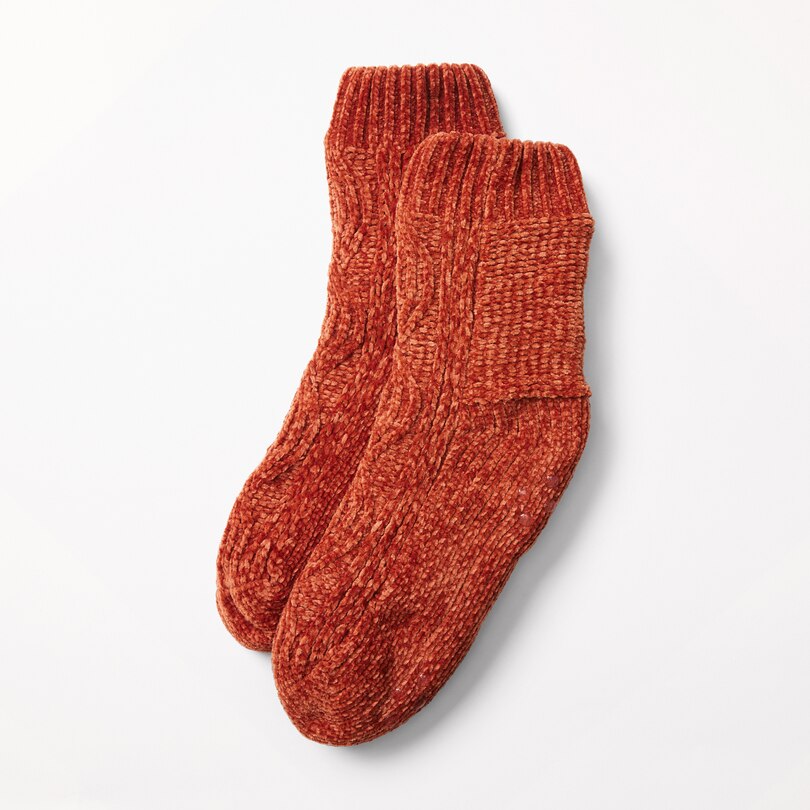 Chenille Cable Knit Mid-Rise Reading Socks™